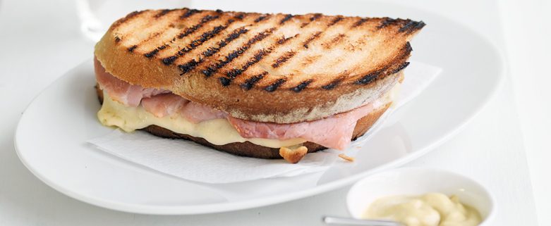 Ham and Cheese Toastie | MiNDFOOD